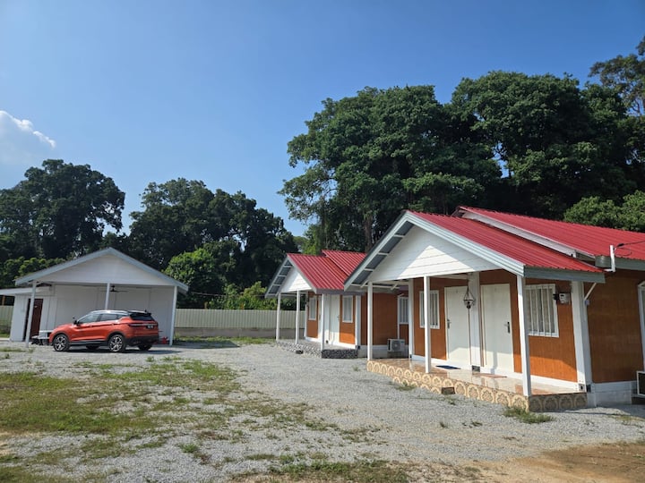 Kampung Kecil Tokmin Unit 1 - Masjid Tanah