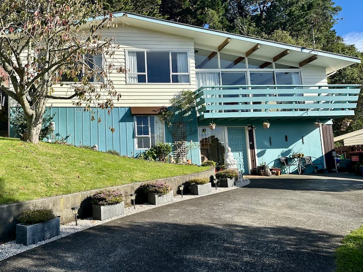 Cozy Home In Broadmeadows - Wellington