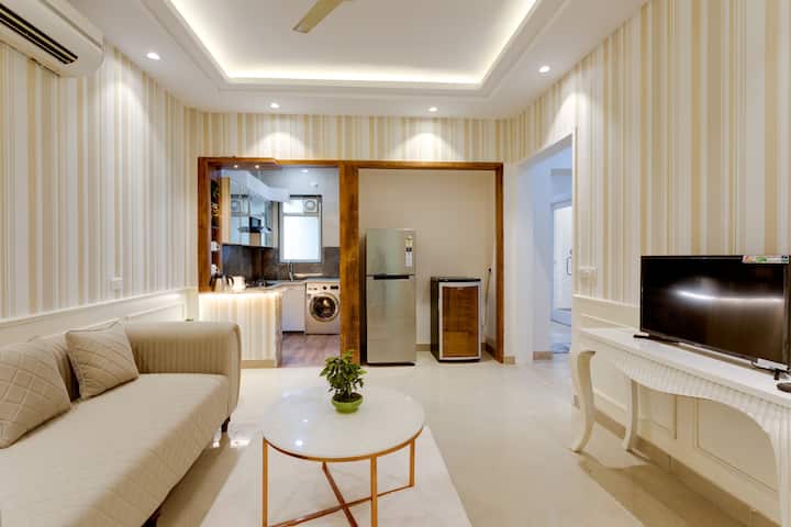 Superior 1bhk Apartment- Balcony - Gurugram