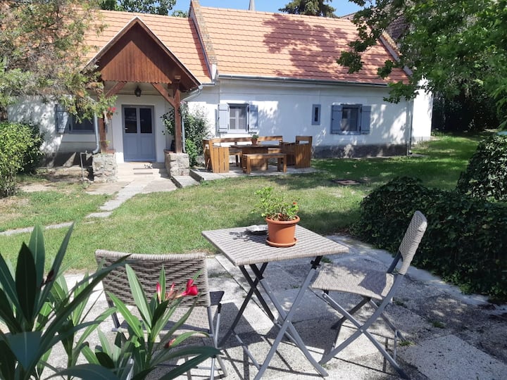 A'la Maison Vendégház - Balatonlelle