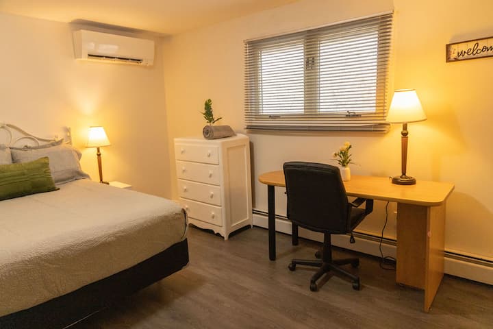 Spacious Bachelor Unit - Moncton