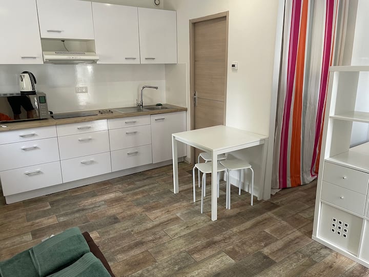 Studio Proche Centre Ville - Chambéry