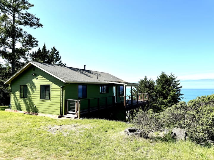 Sea Escape At Spruce Overlook - Shelter Cove, CA