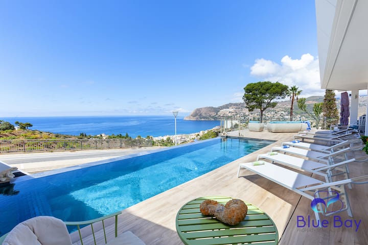 Exquisite Luxury Villa - Costa Tropical