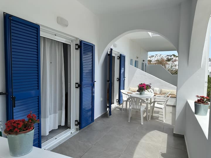 Family House 2 Near Logaras Beach - Paros