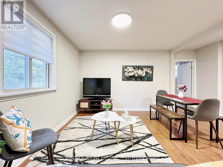 Stylish 4br Home In Rich. Hill - Vaughan