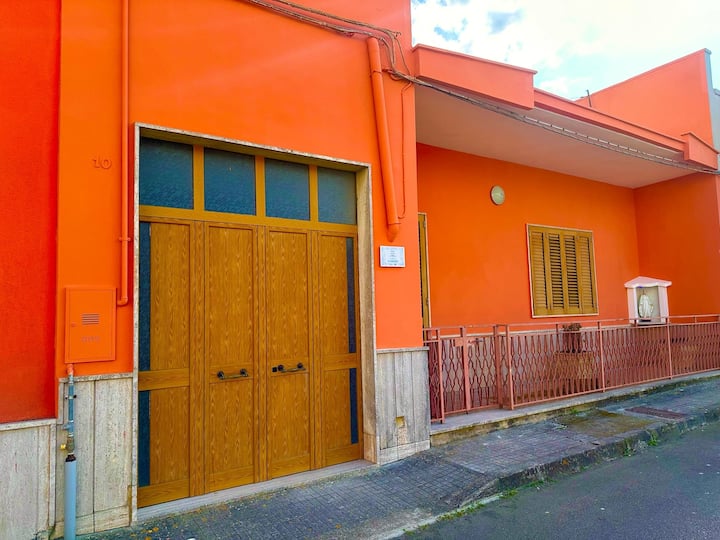 Tra Terra E Mare, Benvenuti A Ca' Nostra - Copertino