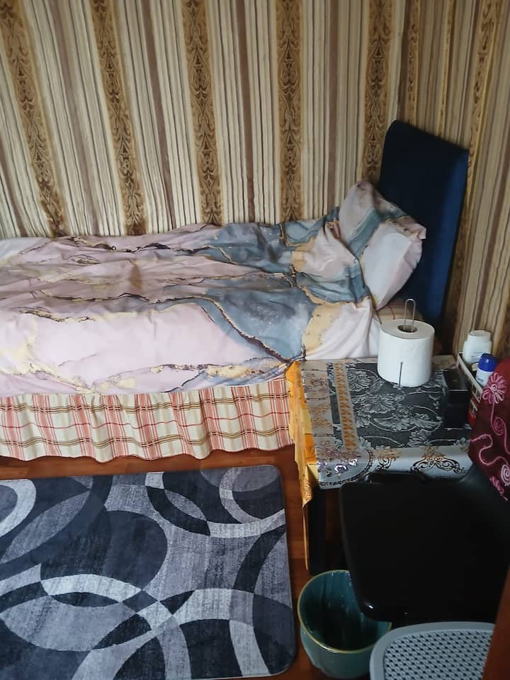 Private Room In Friendly Home - Manchester