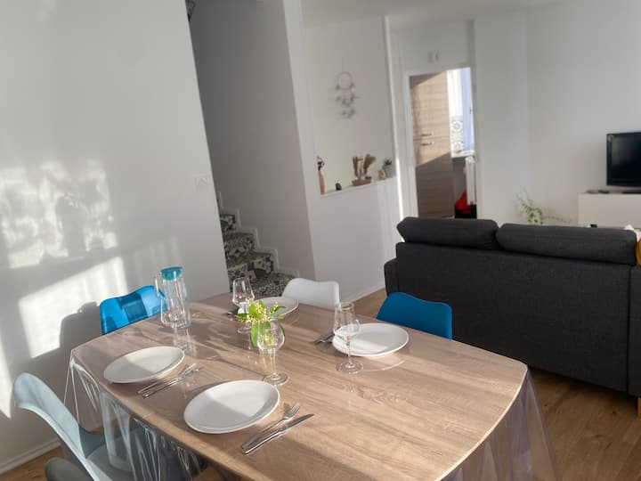Appartement Lumineux & éQuipé - ibis Styles Chalon sur Saône