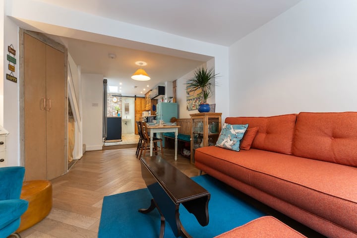 Central Cosy Cottage In North Laine Sleeps 4 - Brighton