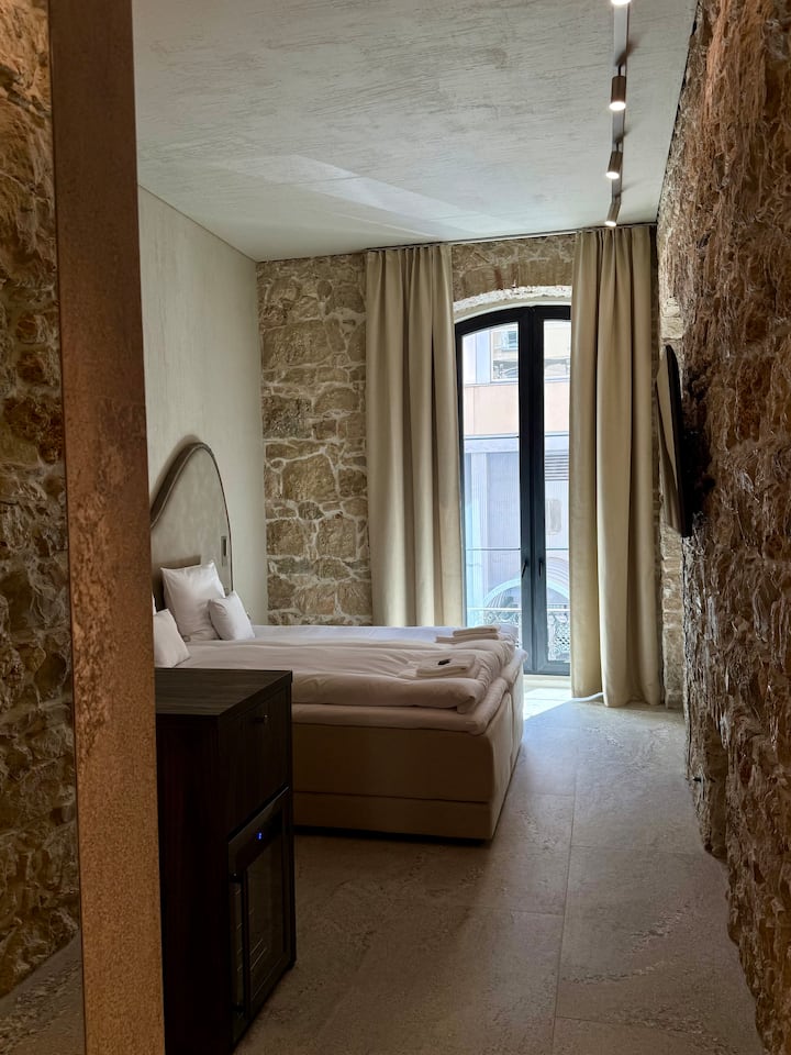 Double Or Twin Room 8 With Private Bathroom - Nice