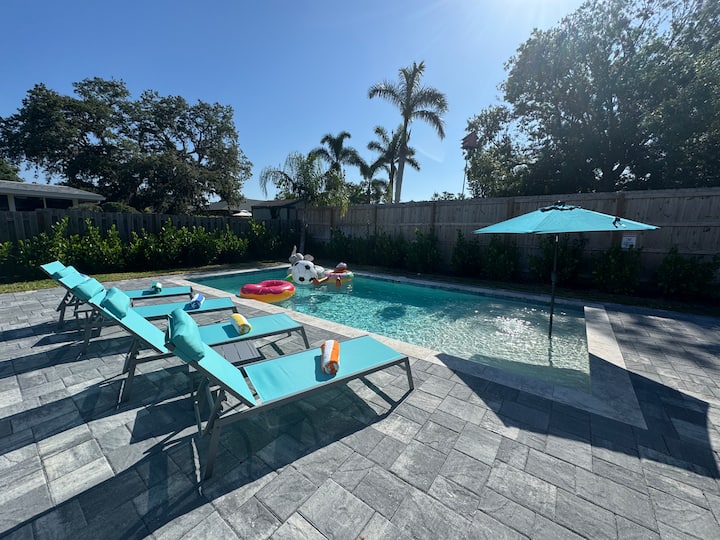 Sandy Feet - Private Pool, 5 Mi To Beach, Foosball - Sarasota