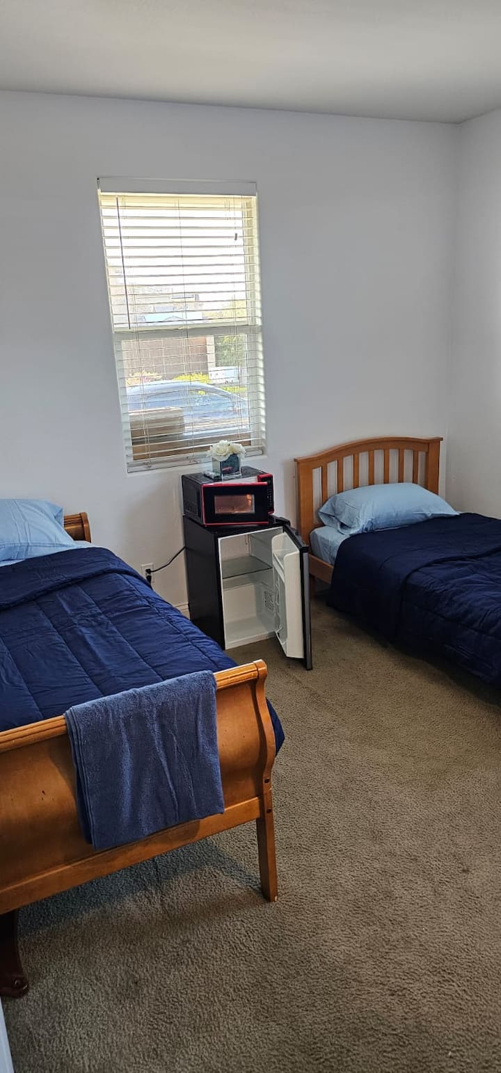 "Cozy Getaway Near Everything" - Santa María, CA