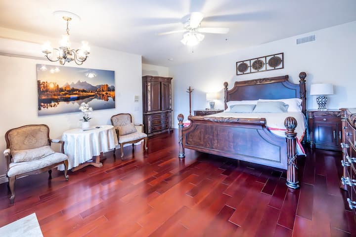 Sunrise Luxurious Master Room/vista - Vista, CA