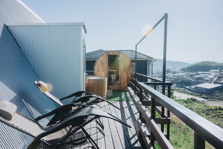 熊本市北区山室/サウナつき/1台無料駐車場/最大4名/丘陵地に建つ大人の秘密基地「kolmio」 - Kumamoto