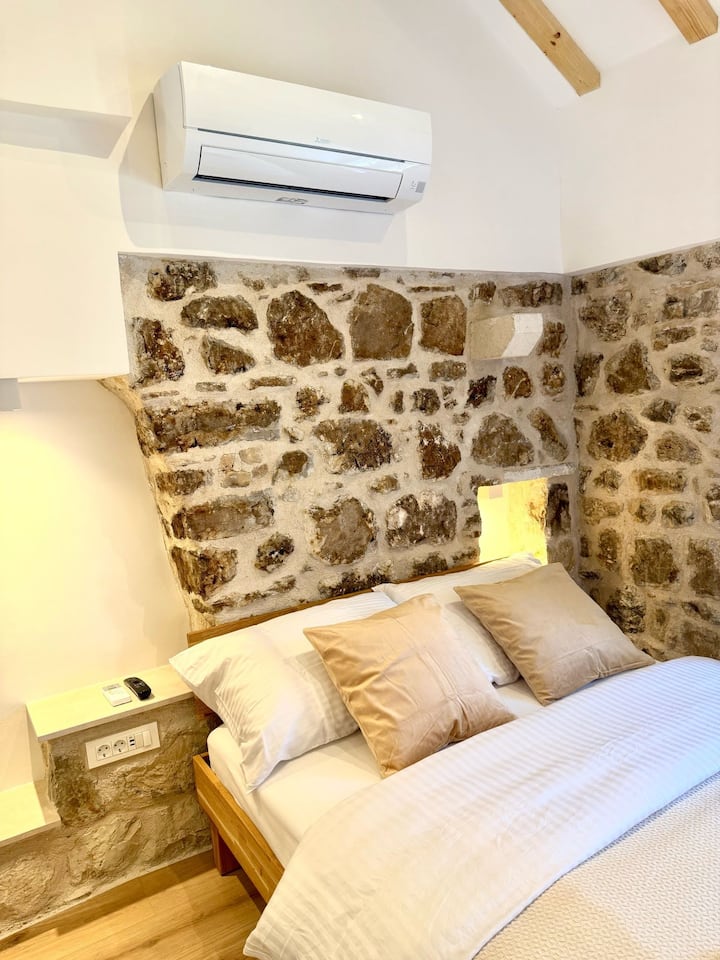 Little House Komiza - Komiža