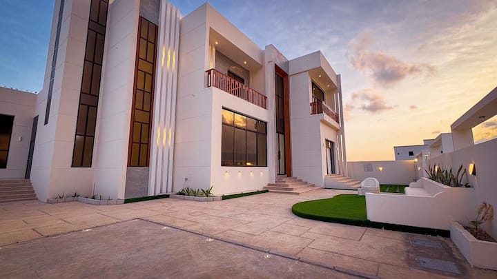 Vip Luxury 5 Bedrooms Villa - Salala
