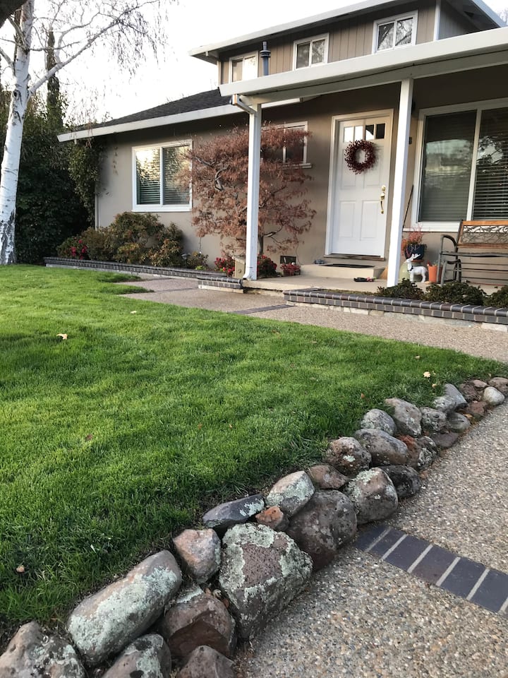 Cozy Lafayette Flat W/views! - Walnut Creek, CA