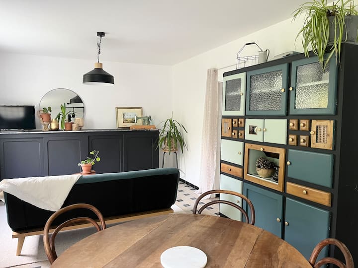 Grand T2 - Place De Parking - Jardin - Piscine - Bagnères-de-Bigorre