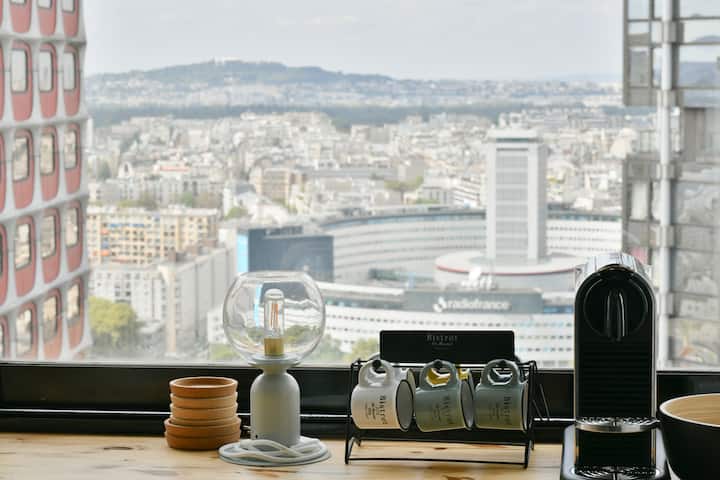 Chic 1br With Stunning View & Central Location - Paris