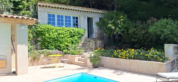 Studio Ensoleillé - Piscine & Vue Mer Imprenable - Villefranche-sur-Mer