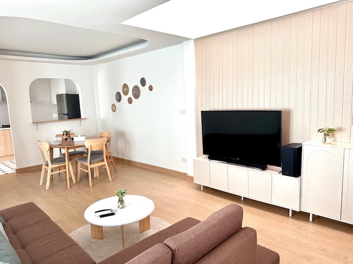 Phawana Paradise: 3bd • Near Bts • Free Parking - Bangkok