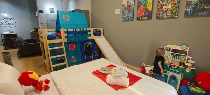 Kids-friendly Homestay With Superhero Themed - Kuantan