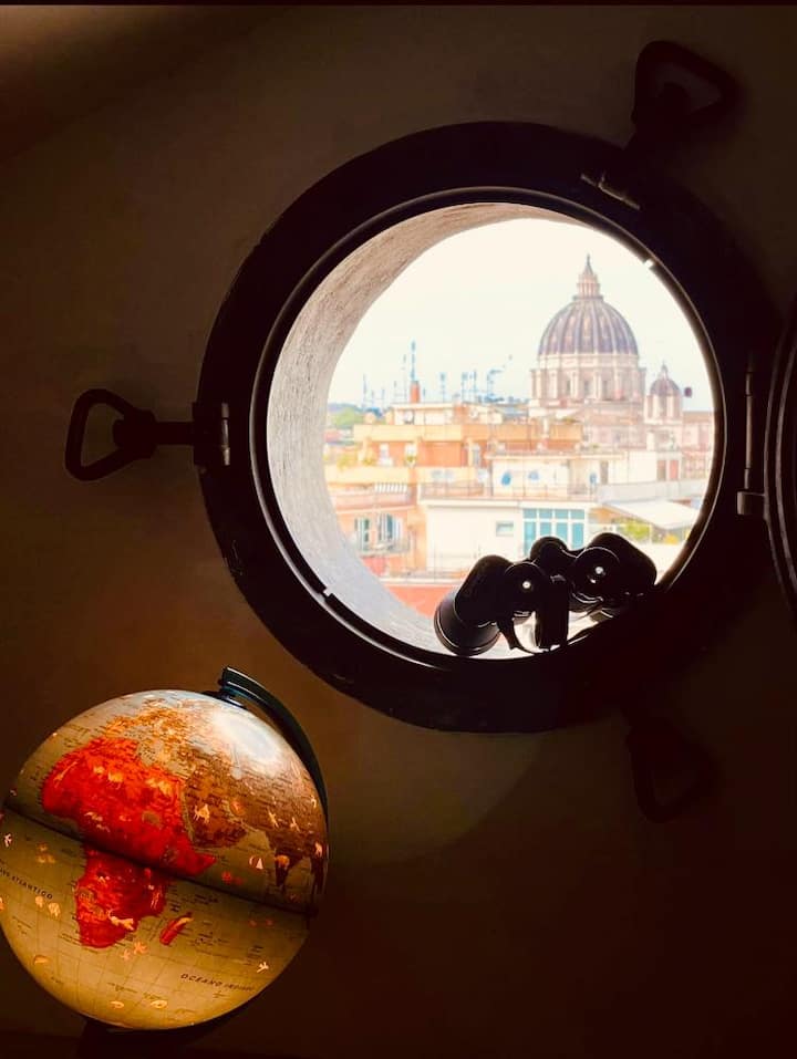 Mansarda Con Vista Su San Pietro - Roma