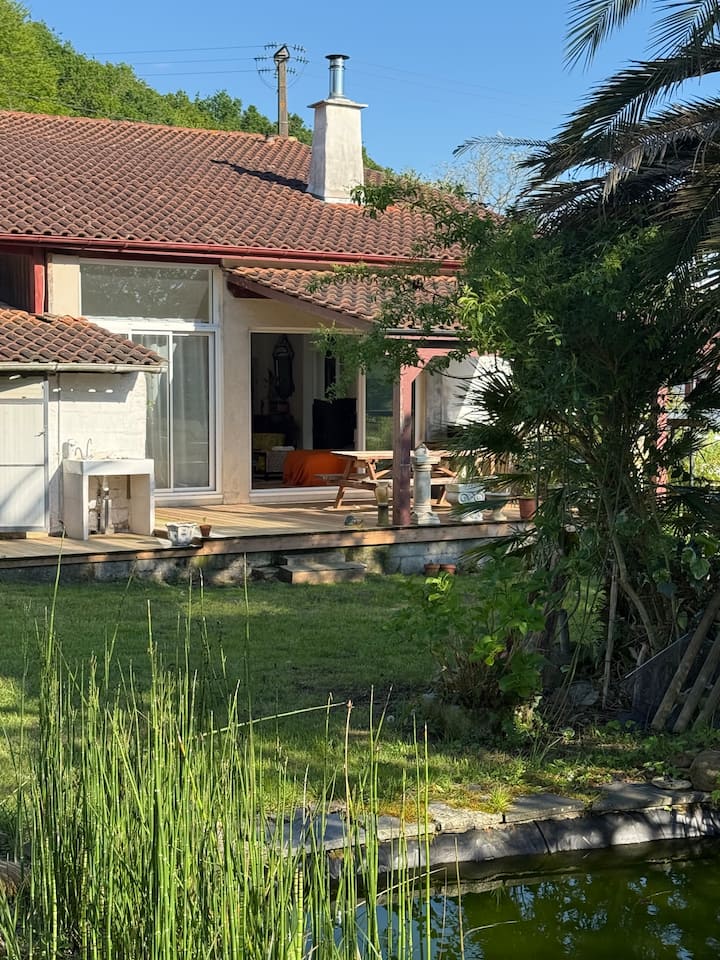 Maison Dans Un éCrin De Verdure Sur La Côte Basque - Bayonne