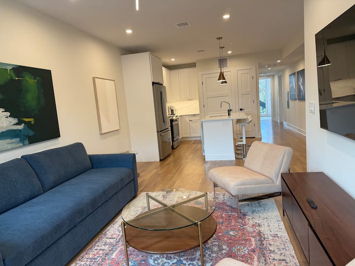 Sunny 2br Loft • Work, Relax, Minutes To Nyc - Hoboken, NJ
