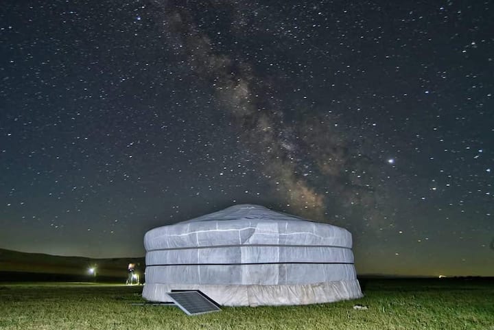 Nomadic Ger/yurt Herder Camp - Mongolia