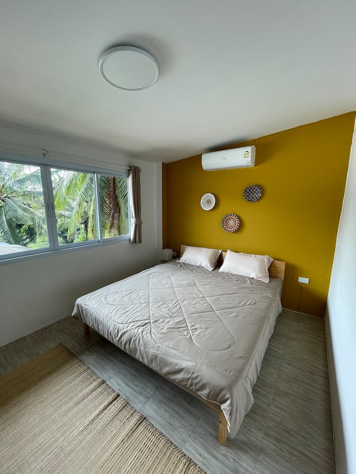 Unity Coliving Middle Room L - Ko Pha Ngan
