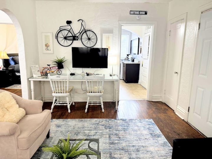 Saint Louis’s Must-see Marvel! - Saint-Louis, MO