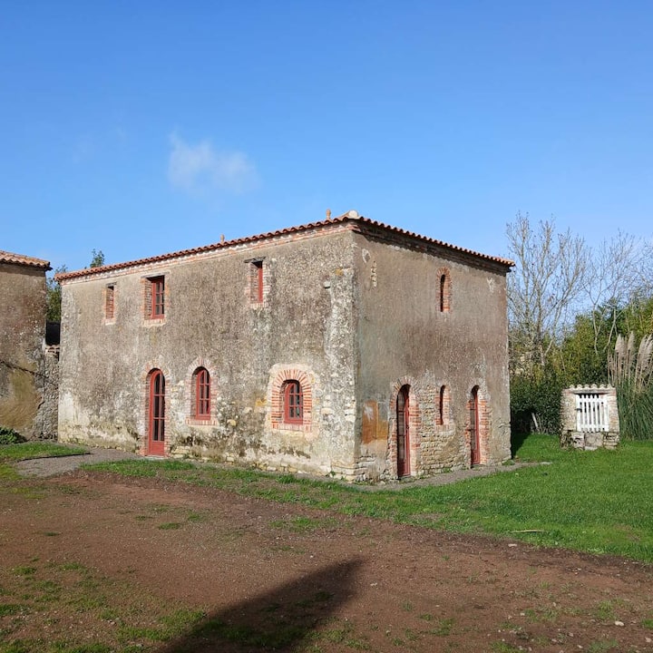 Maison Ancienne Proche De La Mer - Longeville-sur-Mer
