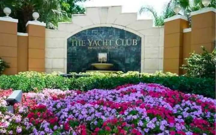 The Yacht Club Of Aventura - Aventura, FL