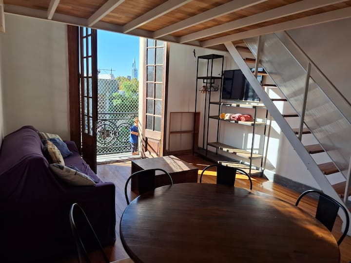 Alojate Con Tu Familia O Grupo En Casa De Estilo - Montevideo