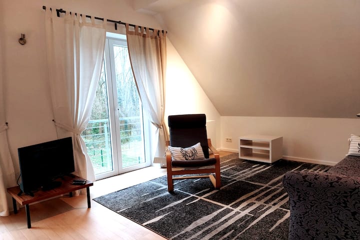 Dachgeschoß-wohnung In Köln Rrhn - Cologne