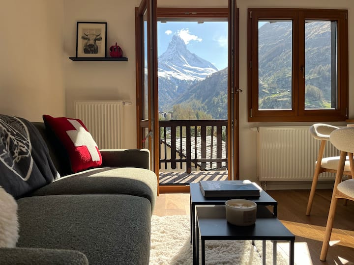Iconic Matterhorn View In A Modern And Cosy Touch - Zermatt