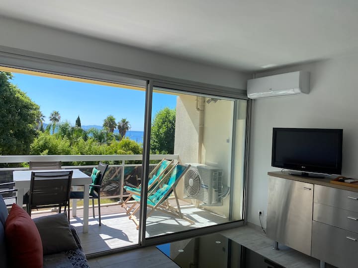 T2 Poulen Clim Parkg Vue Mer - Cassis