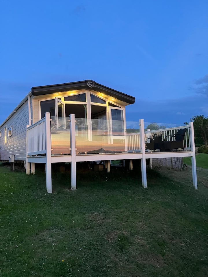 Sunset View 6 Berth Caravan - Watchet