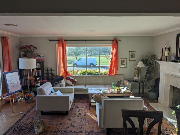 Comfortable And Spacious Home - Alameda, CA