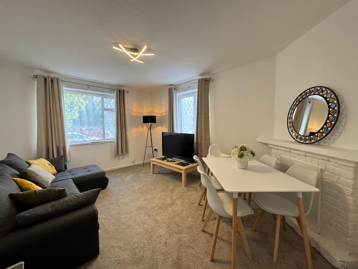 2 Bed Flat - Tottenham Stadium - Botany Bay - London
