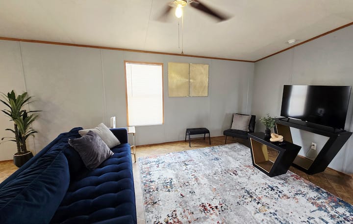 Central Home 3 Bedrooms Downtown - Odessa, TX