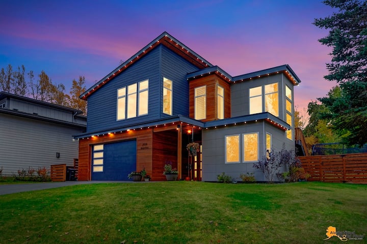 Coastal Retreat In Turnagain - Chugach State Park, Anchorage