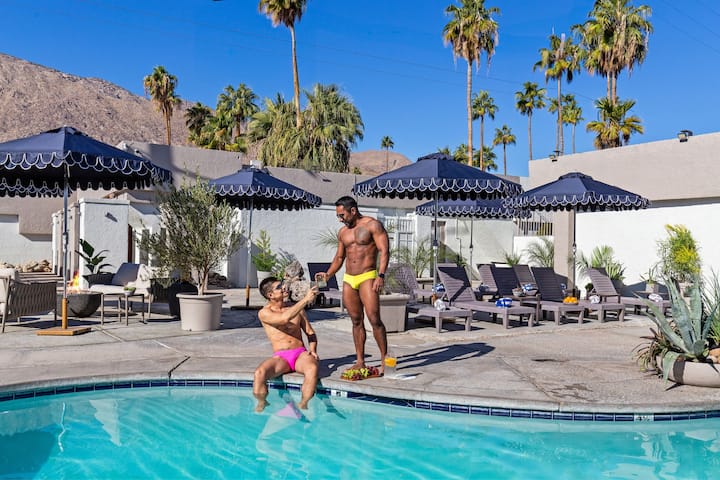 Casa Oliver's Superior Premium King Pool View - Palm Springs, CA