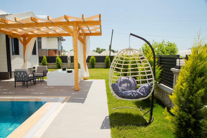 ÖZel Havuzlu,jakuzili Lüks Villa - Dalaman