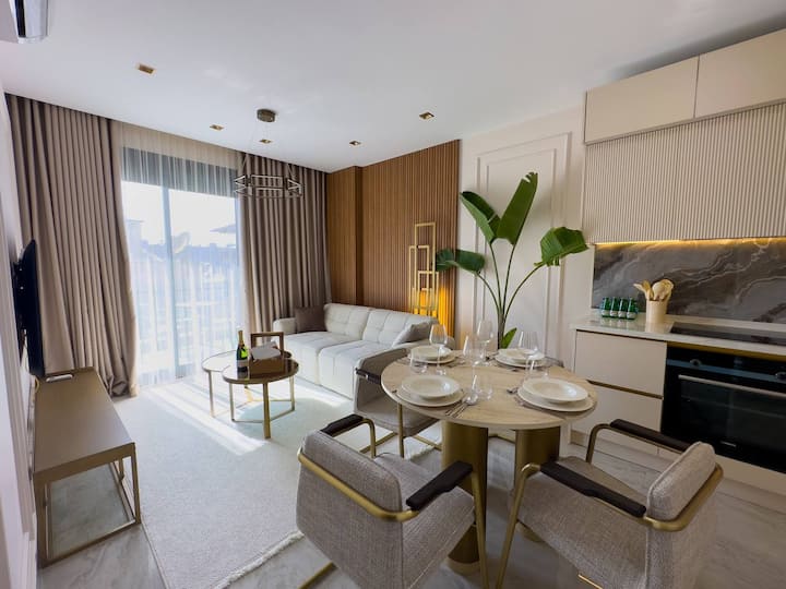 Qoople Legend A35 Prime Sea Location - Alanya