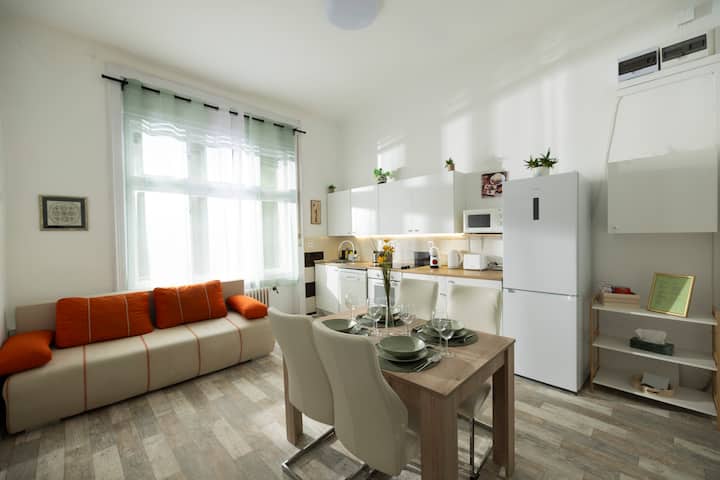 Elek Garden Apartman - Budapest