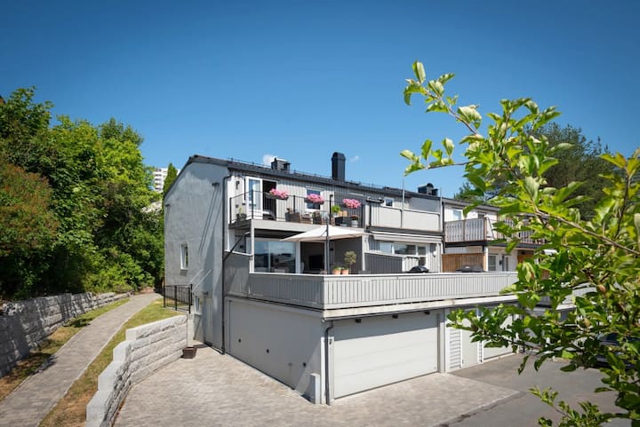 Townhouse | Jacuzzi & Terrace - Oslo