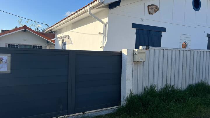 Maison Cosy Pour 4 Pers - Centre Ville D'audenge - Biganos